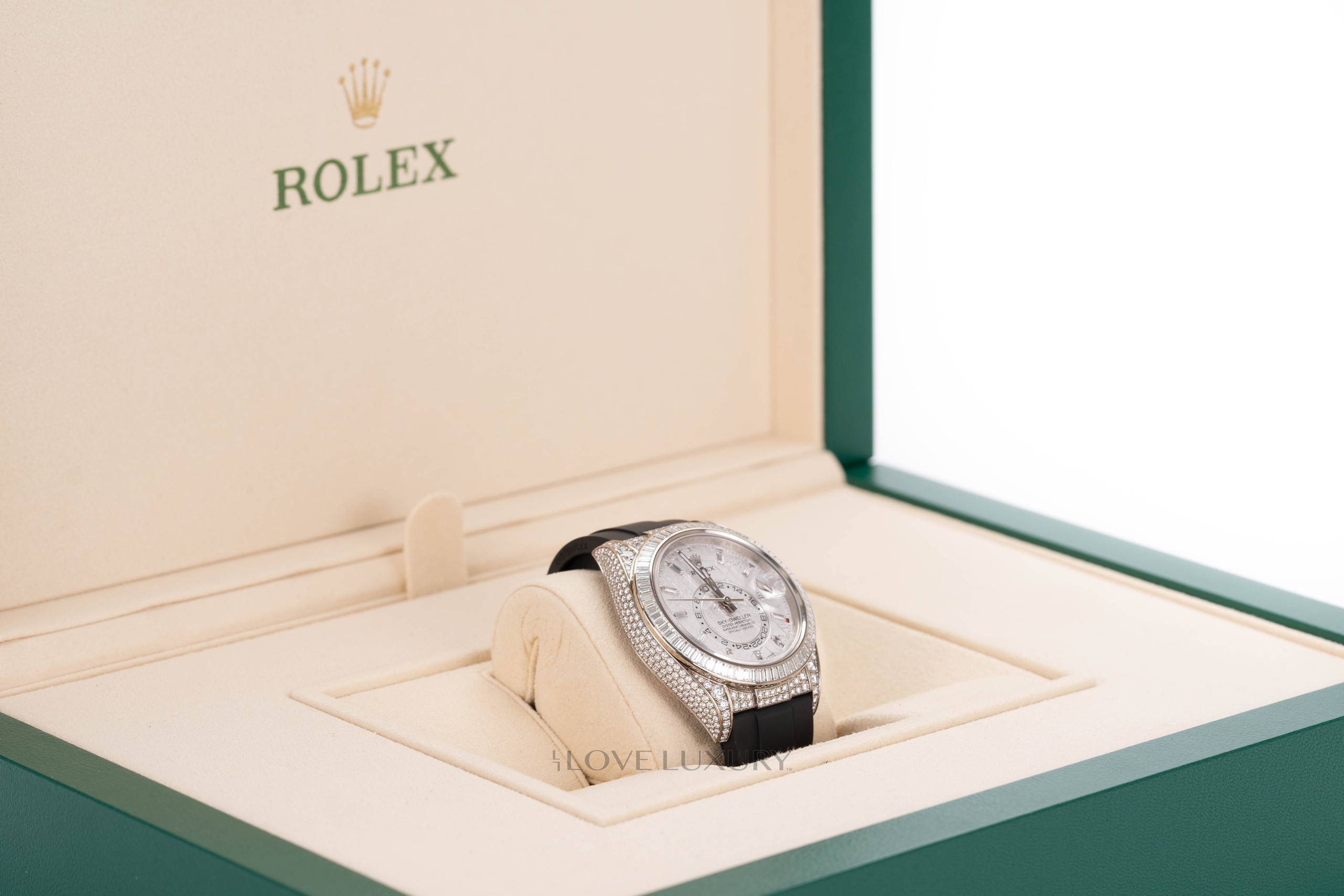 Rolex Sky-Dweller White Gold Meteorite Diamonds Baguette Dial Factory ...