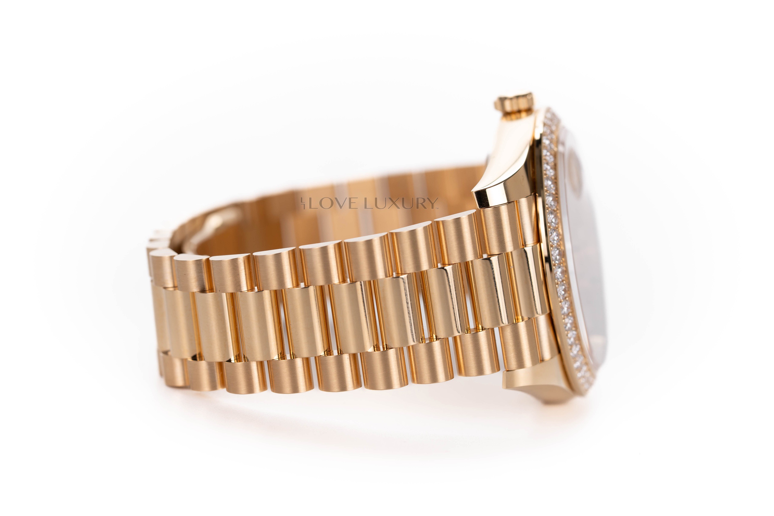 Rolex Day-Date 40 Yellow Gold Champagne Diamond Dial Diamond Bezel ...