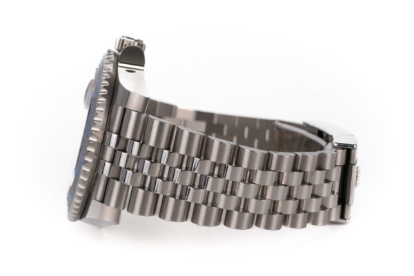 Rolex GMT-Master II Stainless Steel ‘Batgirl’ 40mm – 126710BLNR - Luxury Shopping