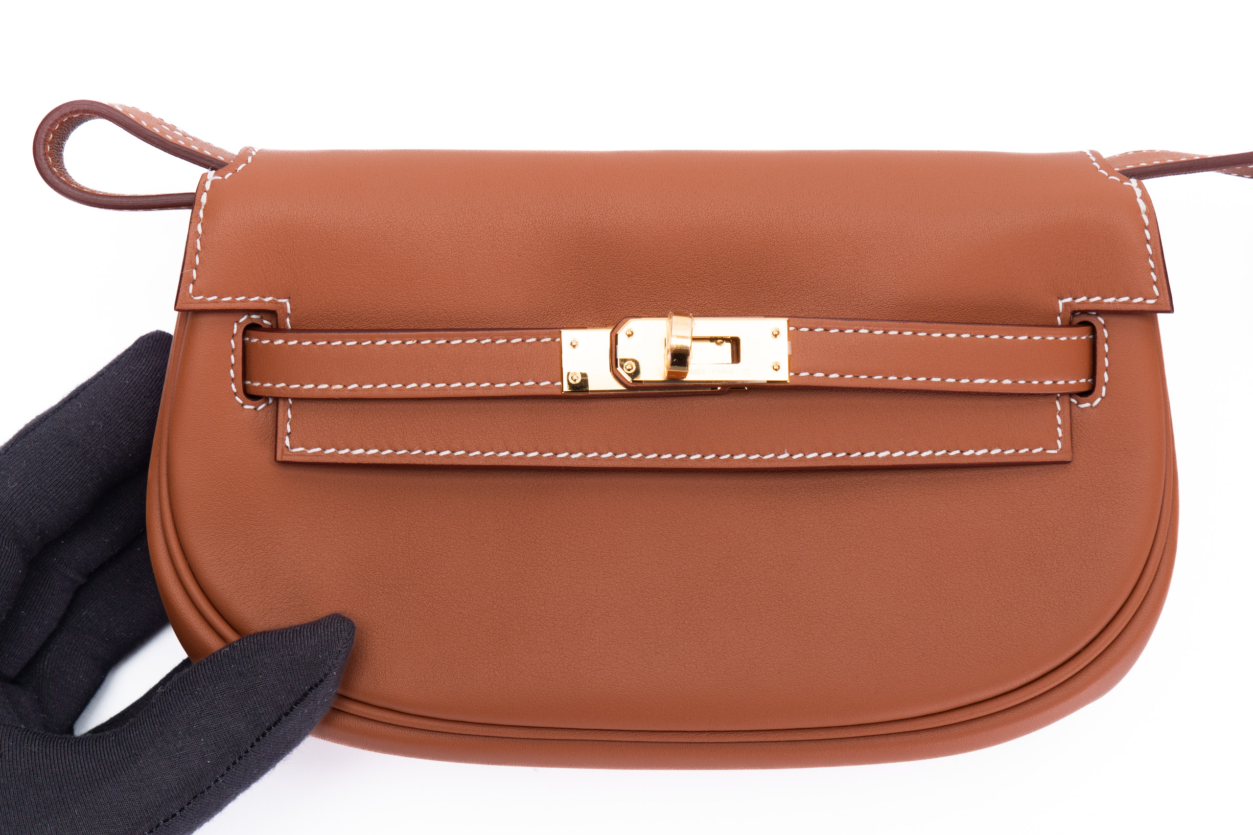 Hermès Kelly Moove Gold Swift Gold Hardware - Luxury Shopping