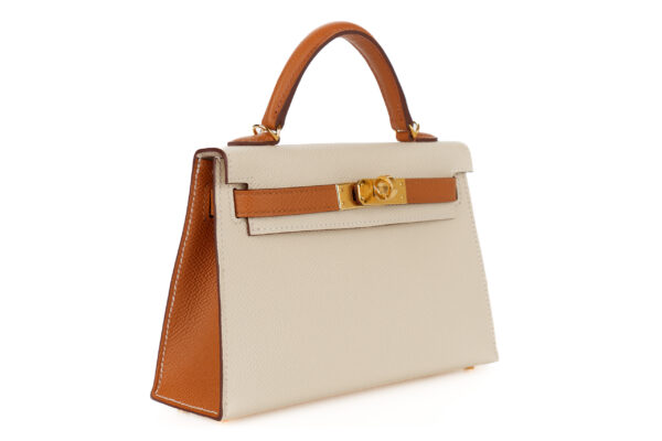 Hermès Mini Kelly HSS Craie / Gold Epsom Gold Hardware - Luxury Shopping