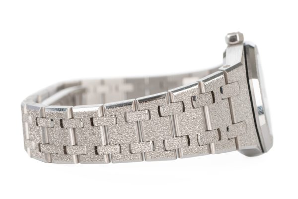 Shop Authentic Audemars Piguet Watches – Explore Range